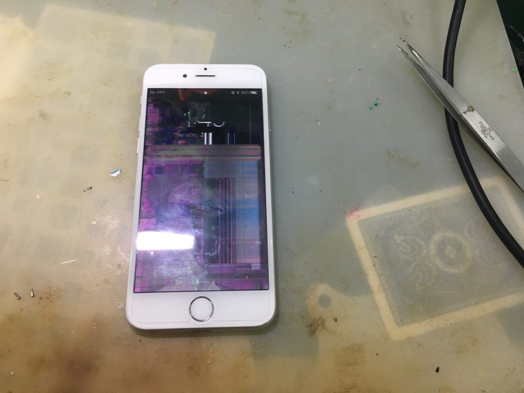 Skrin iPhone 6 Rosak | BenAbas Gadget