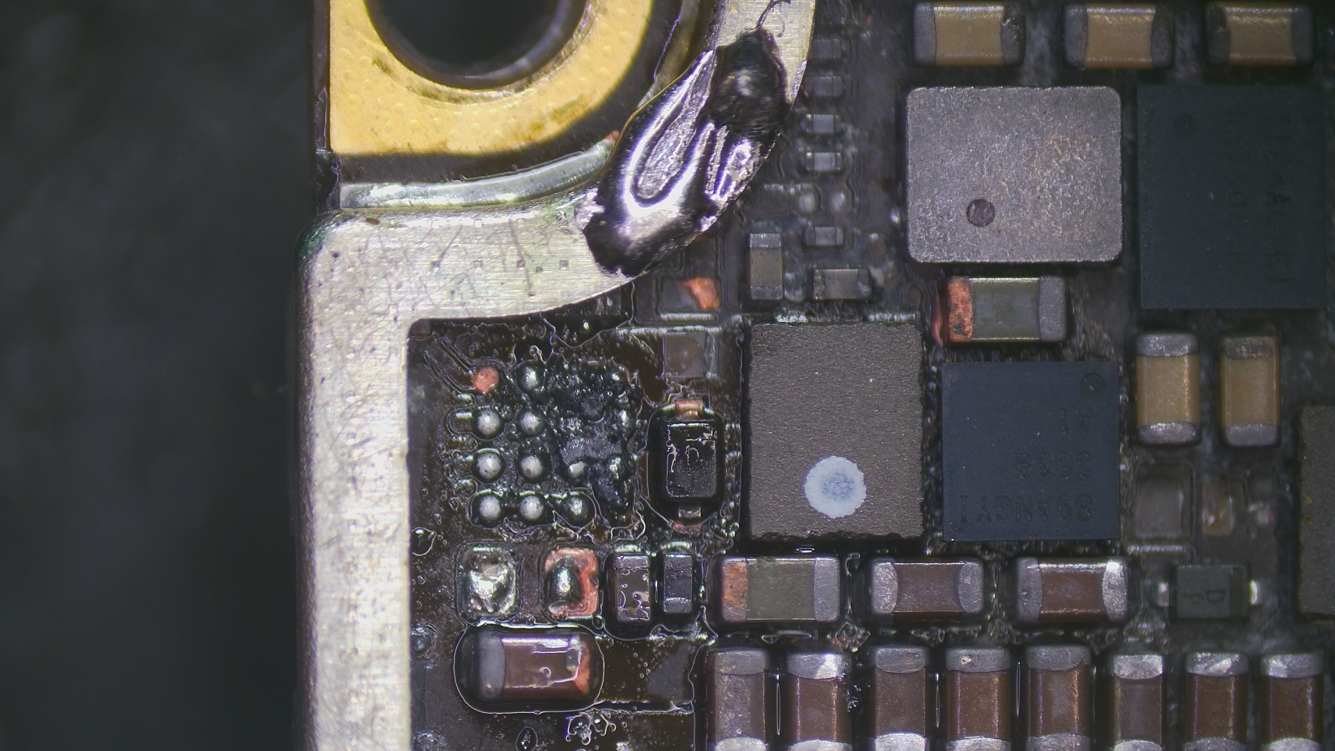 Baiki Backlight IC iPhone 8Plus – Putrajaya | BenAbas Gadget